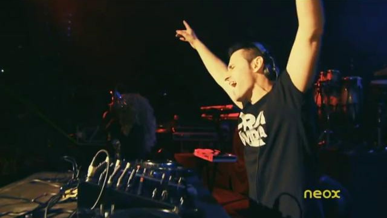 El videoclip de Valdi "Summer is crazy" en Otra Movida