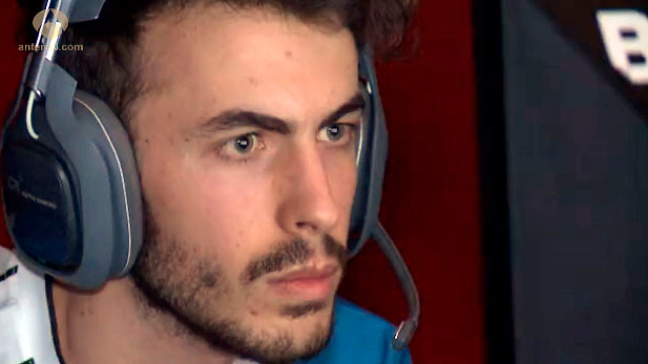 Sammy, jugador profesional de Call of Duty