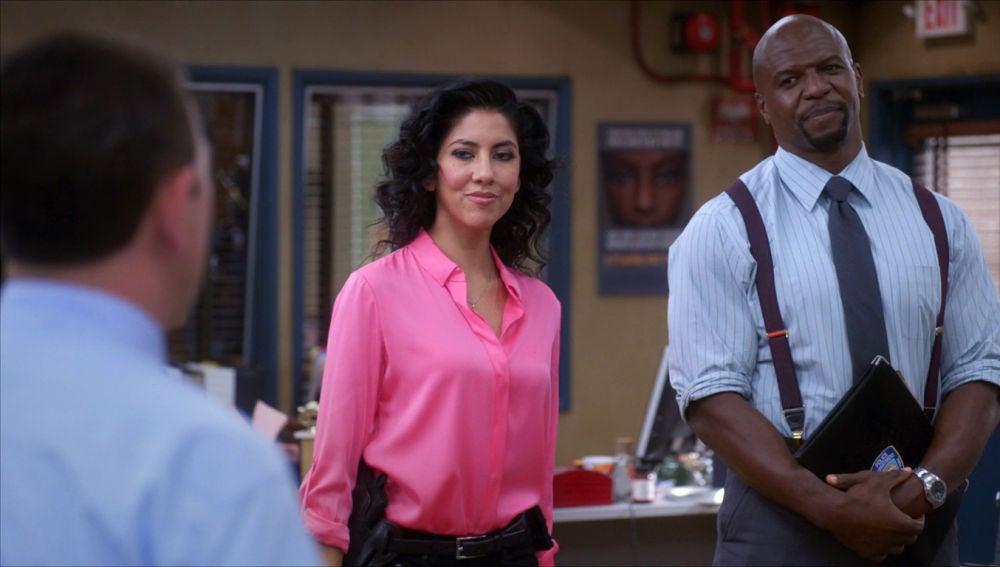 El nuevo look de Rosa sorprende a todos pero nadie se atreve a comentarlo