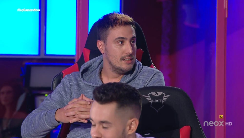 VÍDEO - TOP GAMERS ACADEMY: Fargan y su curiosa petición a una concursante