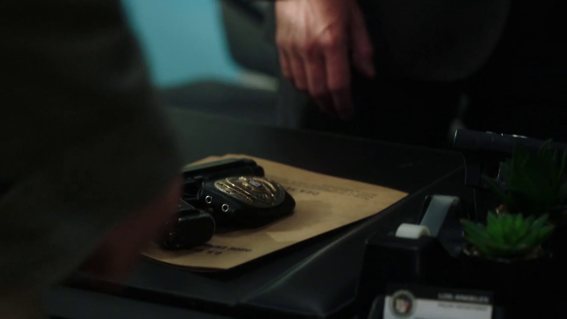 El agente Riggs, en graves problemas para mantener su puesto de policía